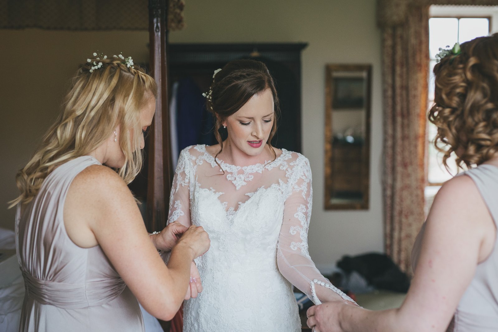 Cadhay Manor wedding: Laura & Andrew's beautiful Devon celebration ...